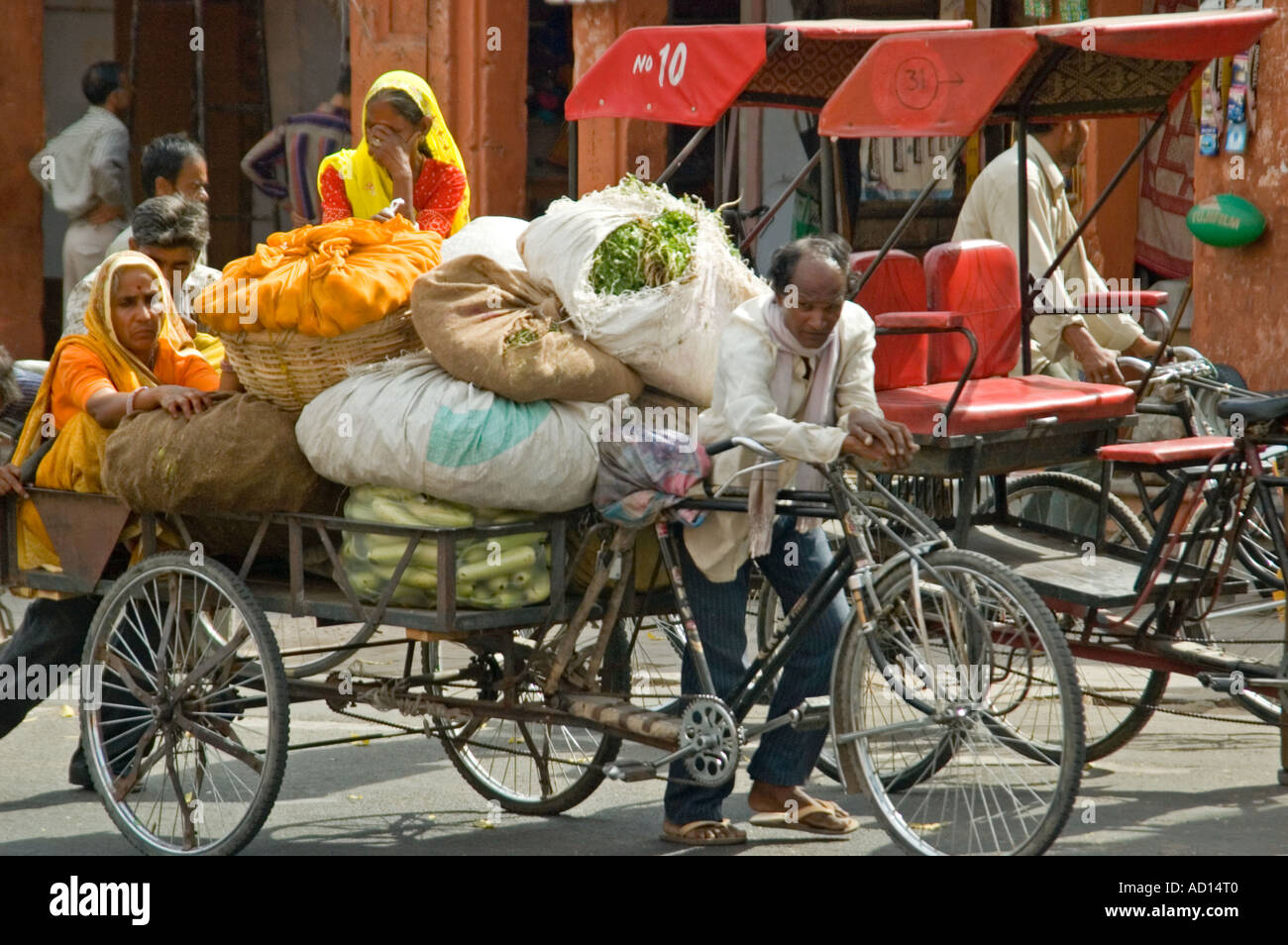 Indian cycle back hi-res stock photography and images - Alamy