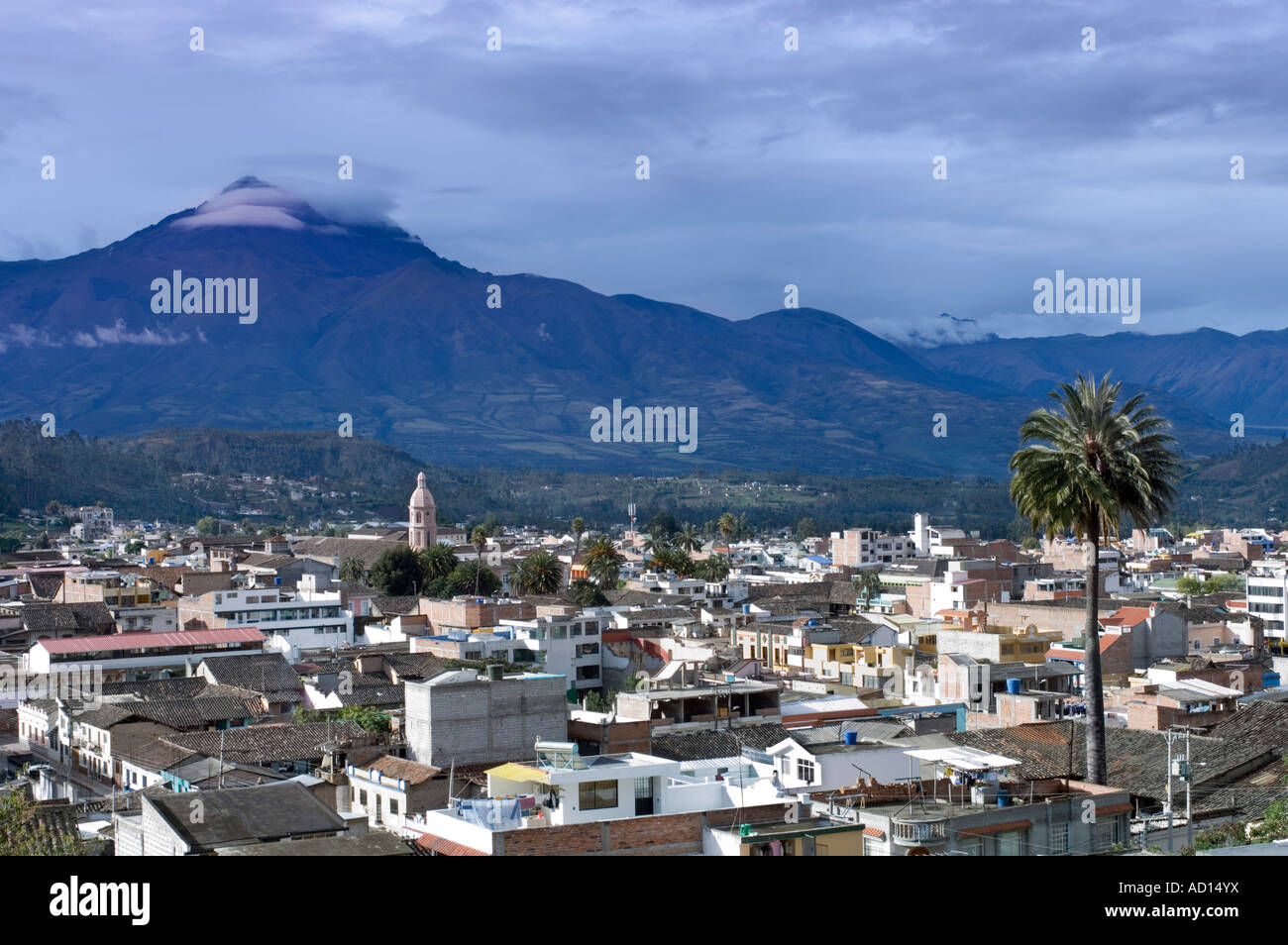 Cotacachi volcano skyline otavalo ecuador hi-res stock photography and ...