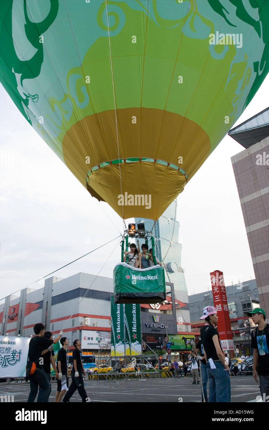 hot air ballon Stock Photo - Alamy