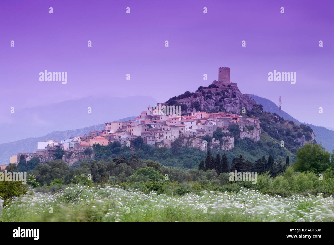 Posada with the castello della fava hi-res stock photography and images ...