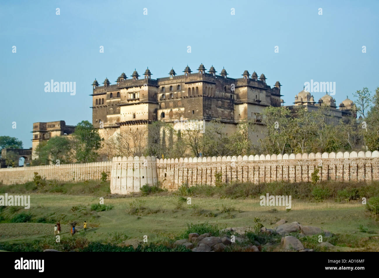Horizontal wide angle of the front facade of Raj Mahal and Jehangir ...