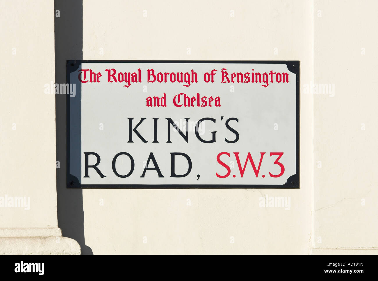 Kings road sign hi-res stock photography and images - Alamy