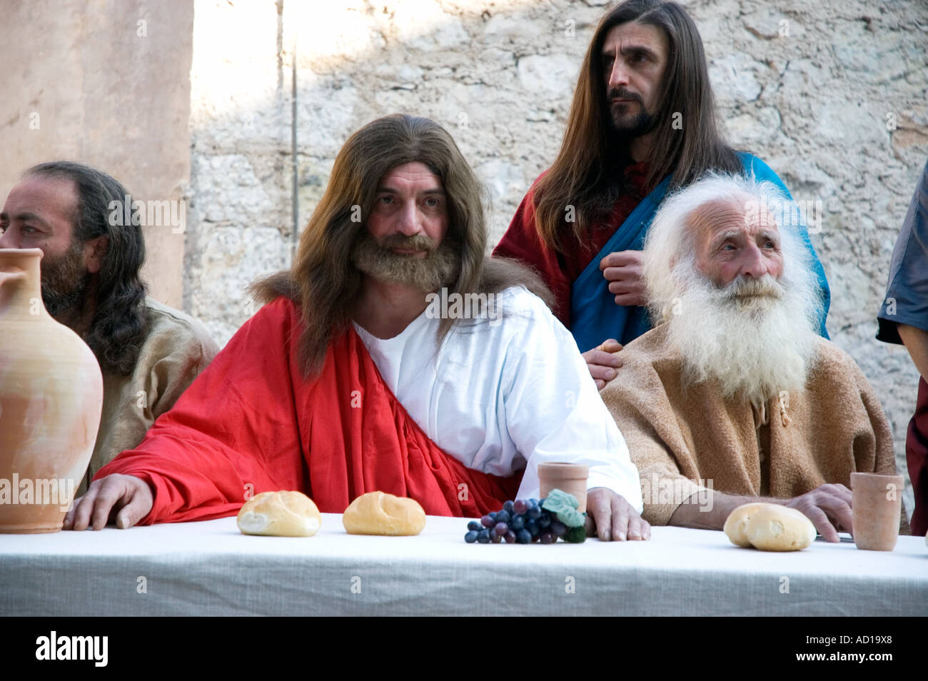 Procession of the 12 apostles hi-res stock photography and images - Alamy