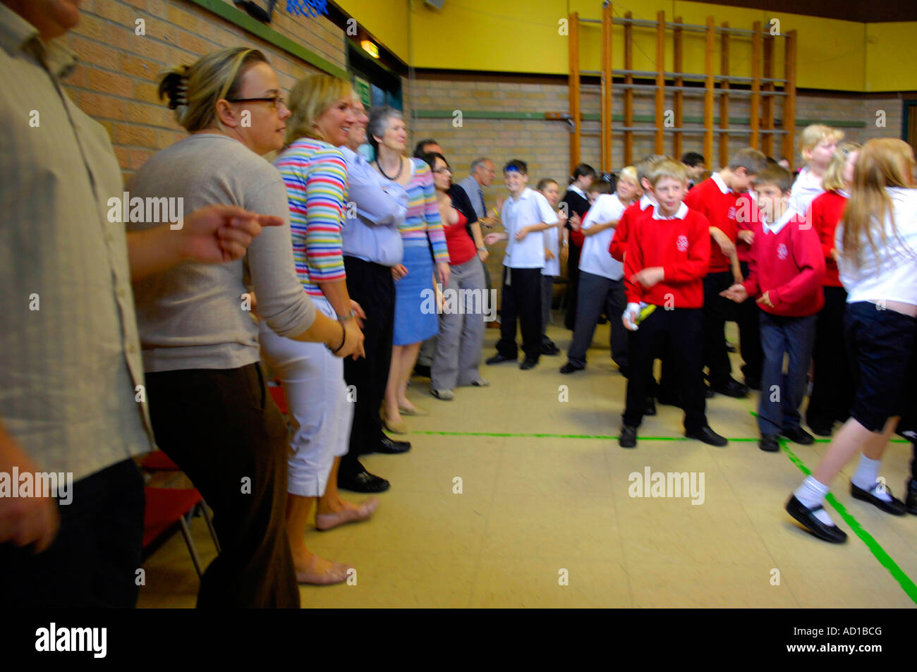 Dance children hall hi-res stock photography and images - Alamy