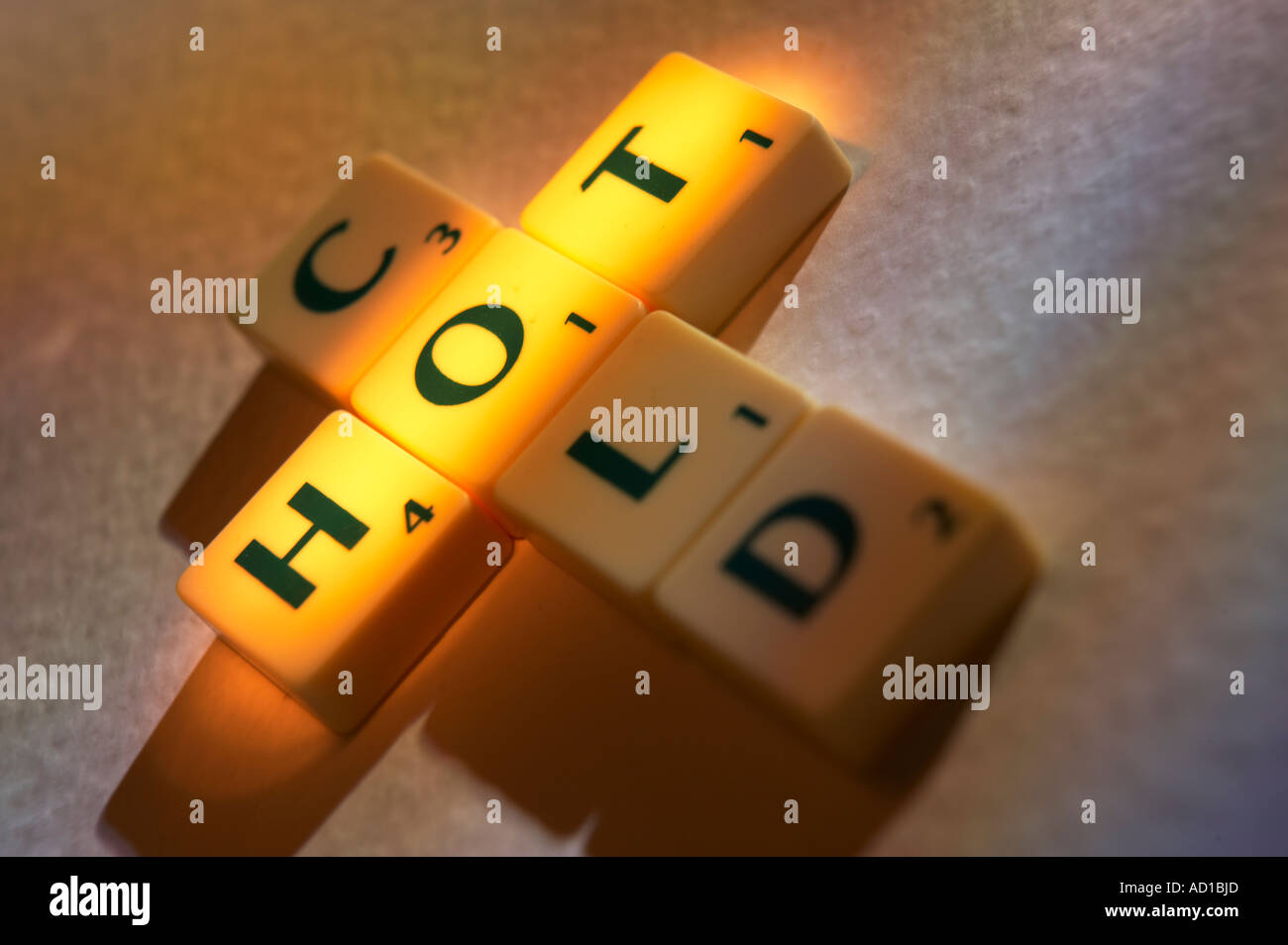 SCRABBLE BOARD GAME LETTERS SPELLING THE WORDS HOT AND COLD Stock Photo ...