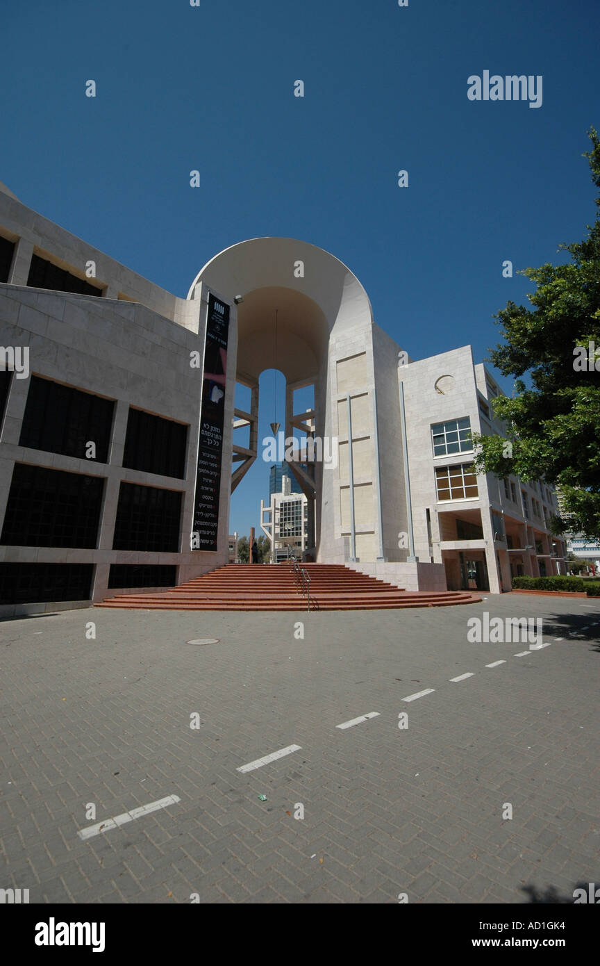 The Opera House Tel Aviv Performing Arts Center Stock Photo - Alamy