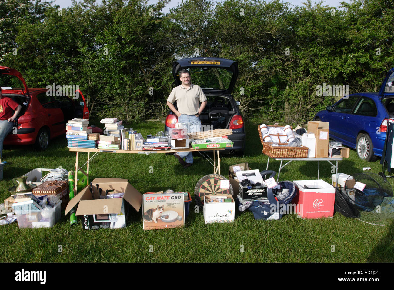 Car boot sale Stock Photo - Alamy