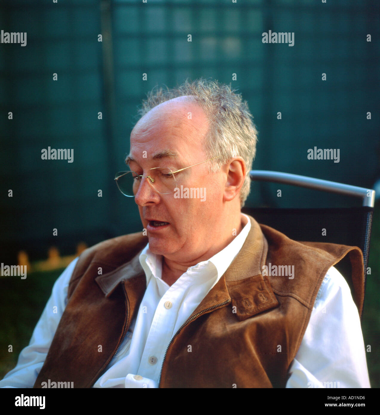 Philip pullman book hi-res stock photography and images - Alamy