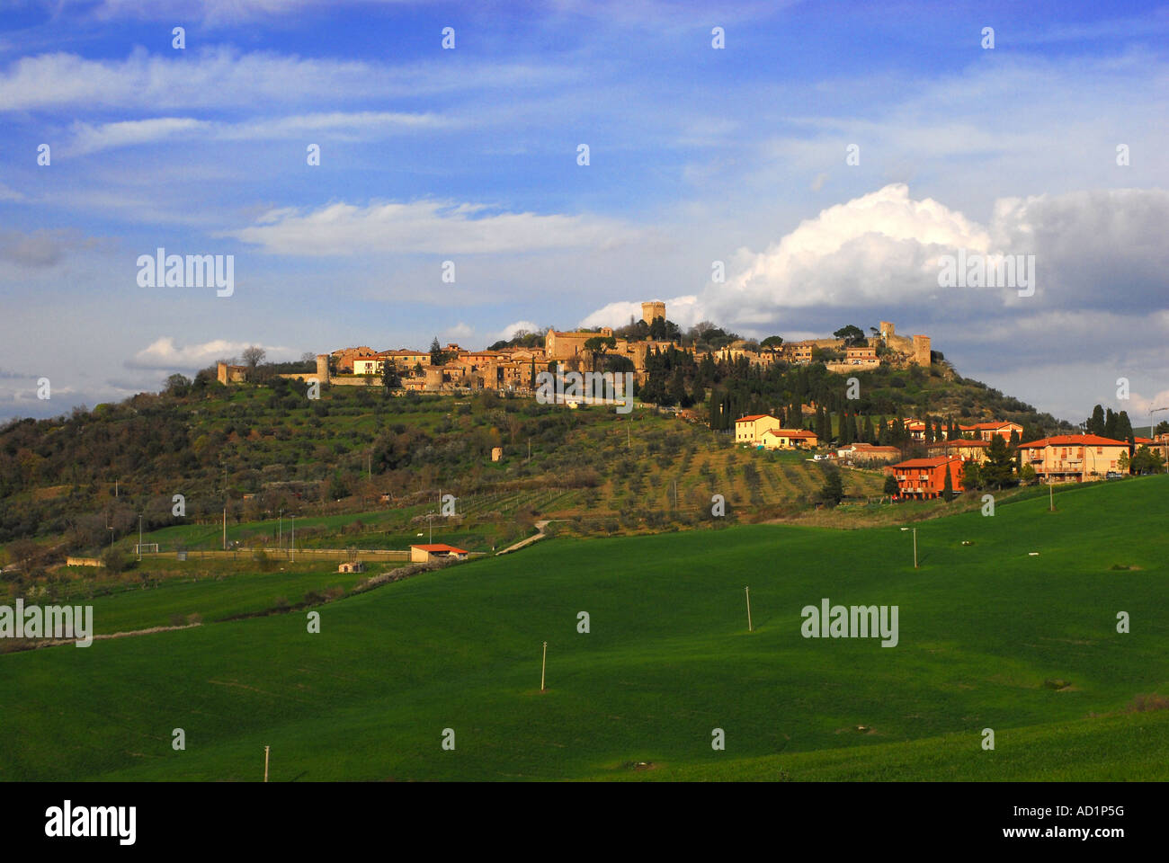 The town of Monticchiello Val d' Orcia Tuscany Italy Stock Photo - Alamy