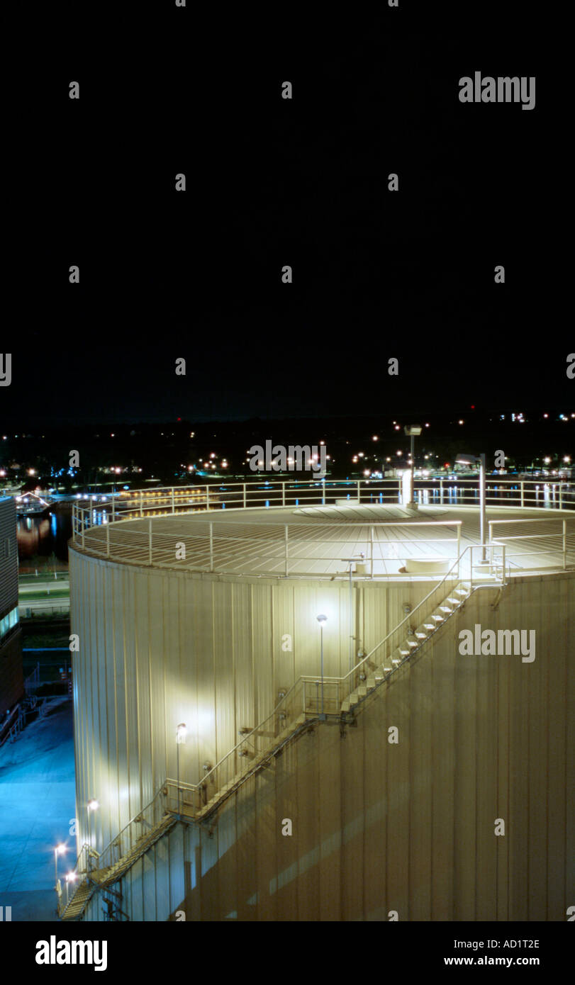 Aviation fuel storage tank hi-res stock photography and images - Alamy