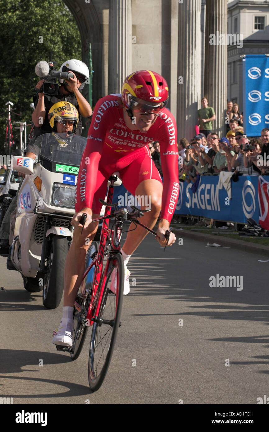 Motorcycle cameraman hi-res stock photography and images - Alamy