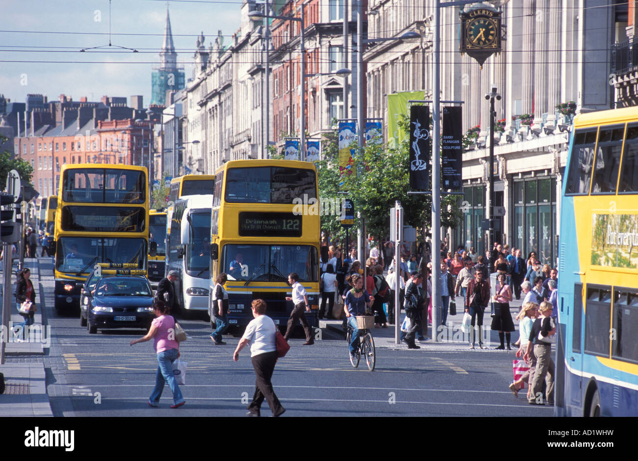 Rush hour at O Connell Street in Dublin Ireland Stock Photo - Alamy
