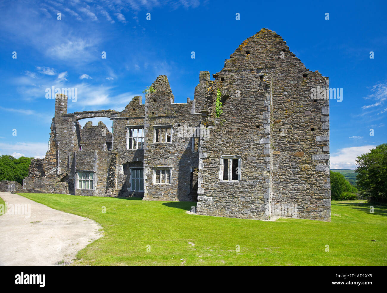 Neath abbey ruins hi-res stock photography and images - Alamy