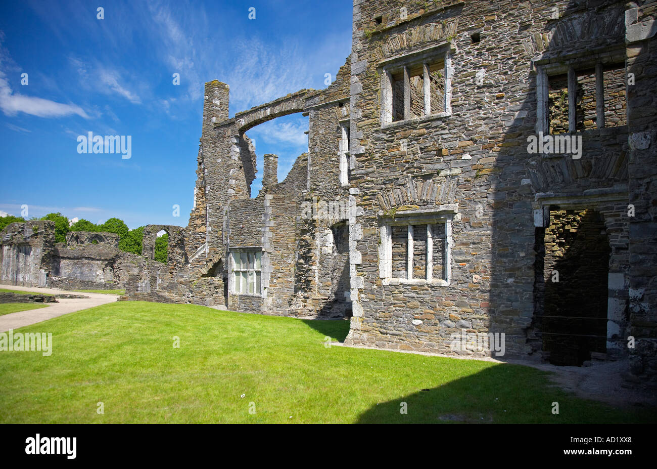 Neath abbey ruins neath south hi-res stock photography and images - Alamy