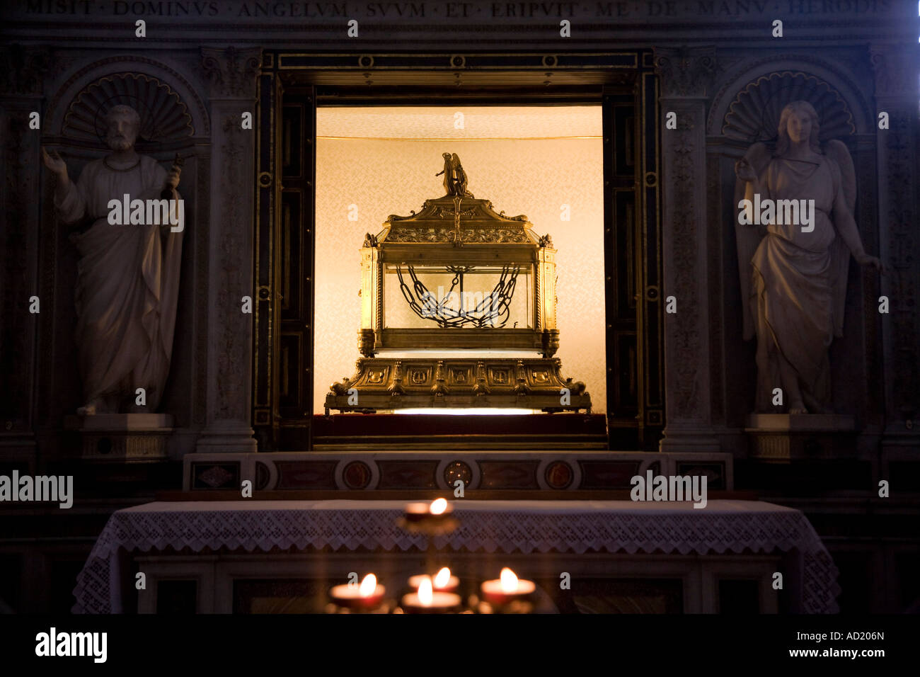 Chains of Saint Peter inside the Basilica Di San Pietro in Vincoli or ...