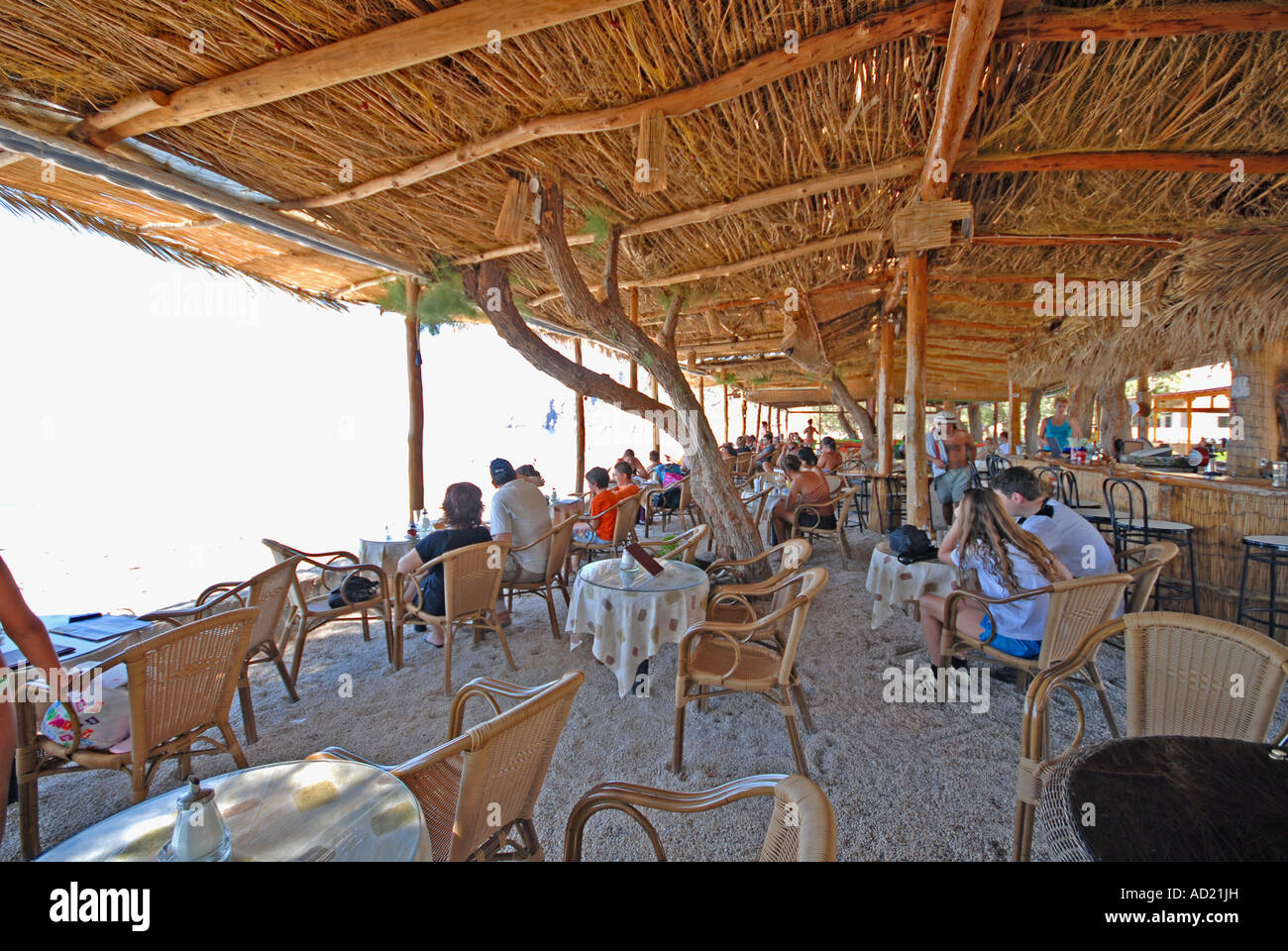 Beachside tavern hi-res stock photography and images - Alamy