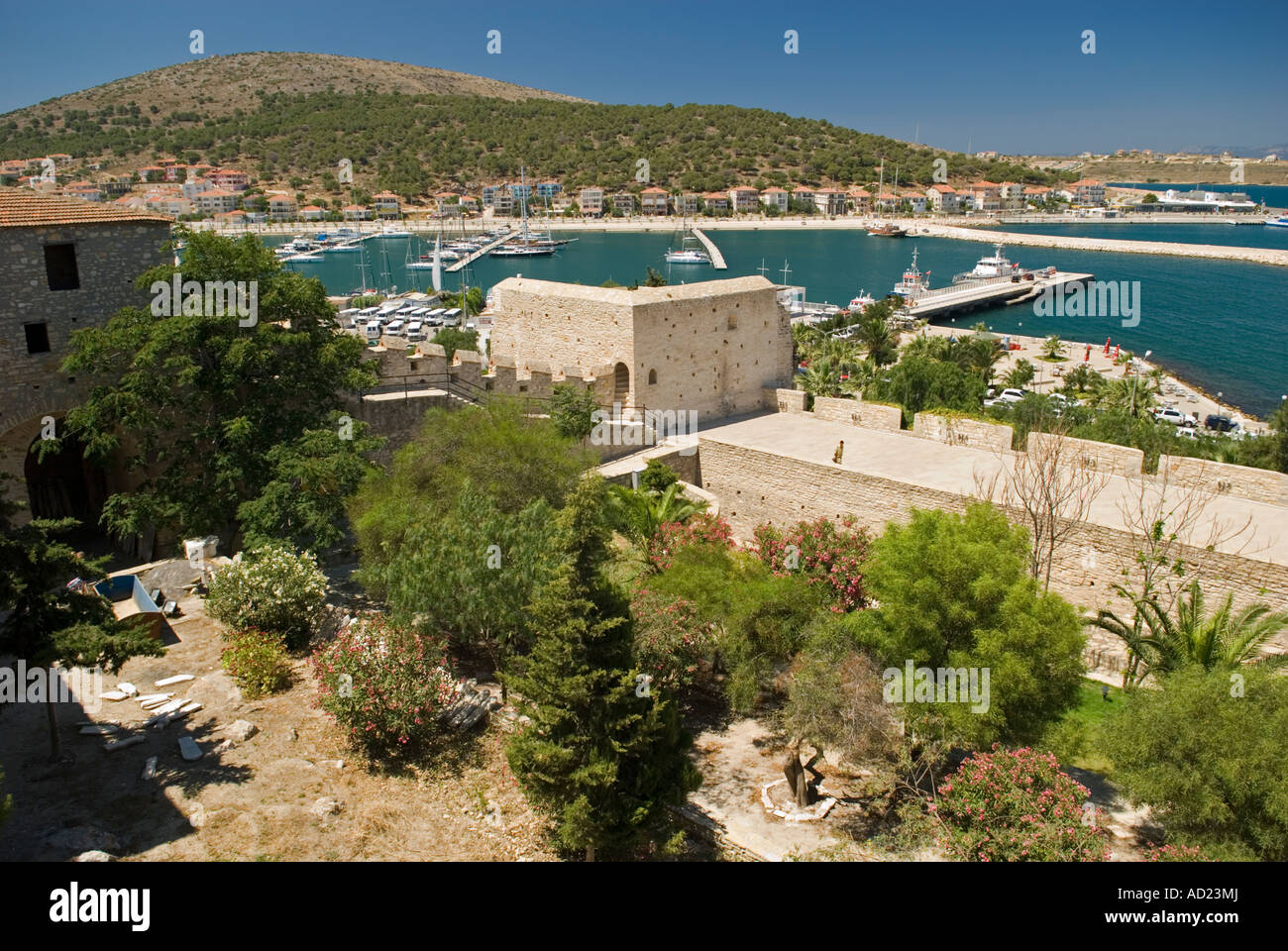 Cesme fortress museum and Cesme Bay, Aegean, Turkey Stock Photo - Alamy
