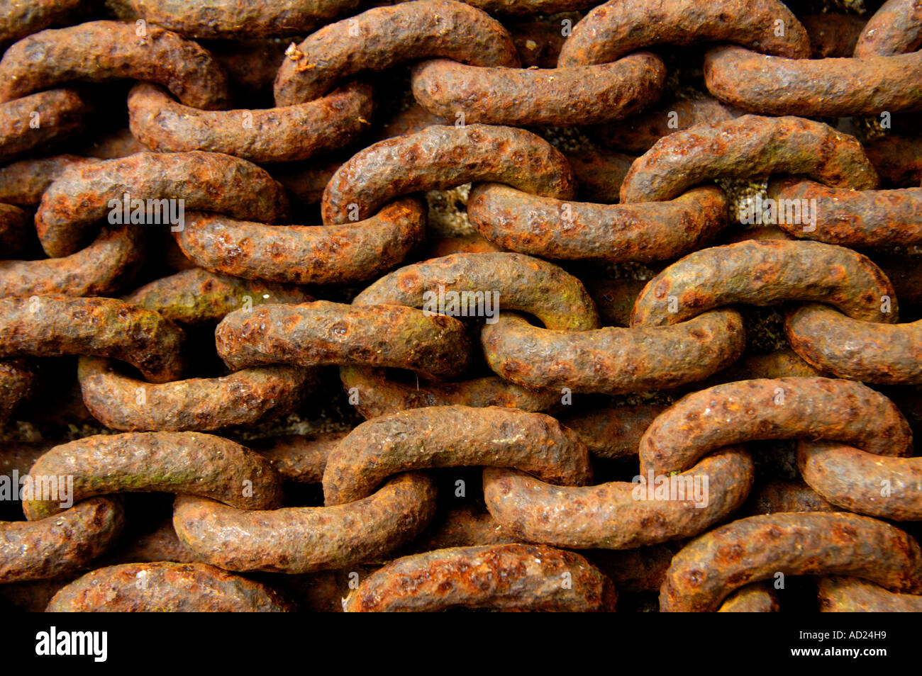 Pitted chain hi-res stock photography and images - Alamy