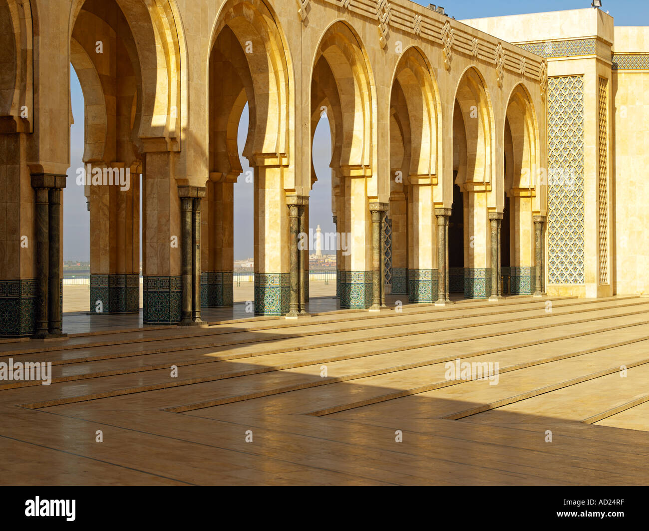 Inner courtyard and colonnades of the Hassan II Mosque Stock Photo - Alamy