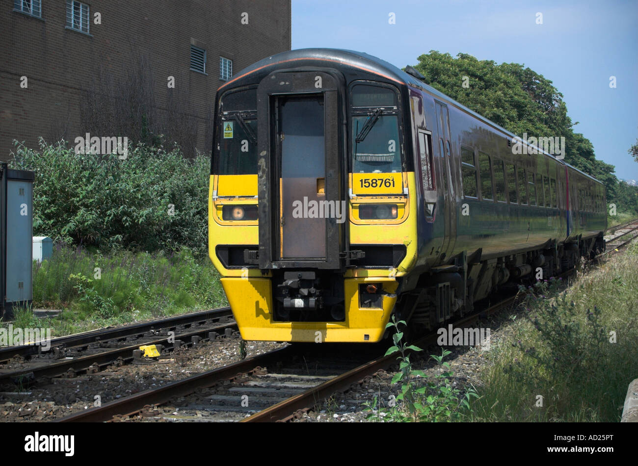 Rail commute hi-res stock photography and images - Alamy