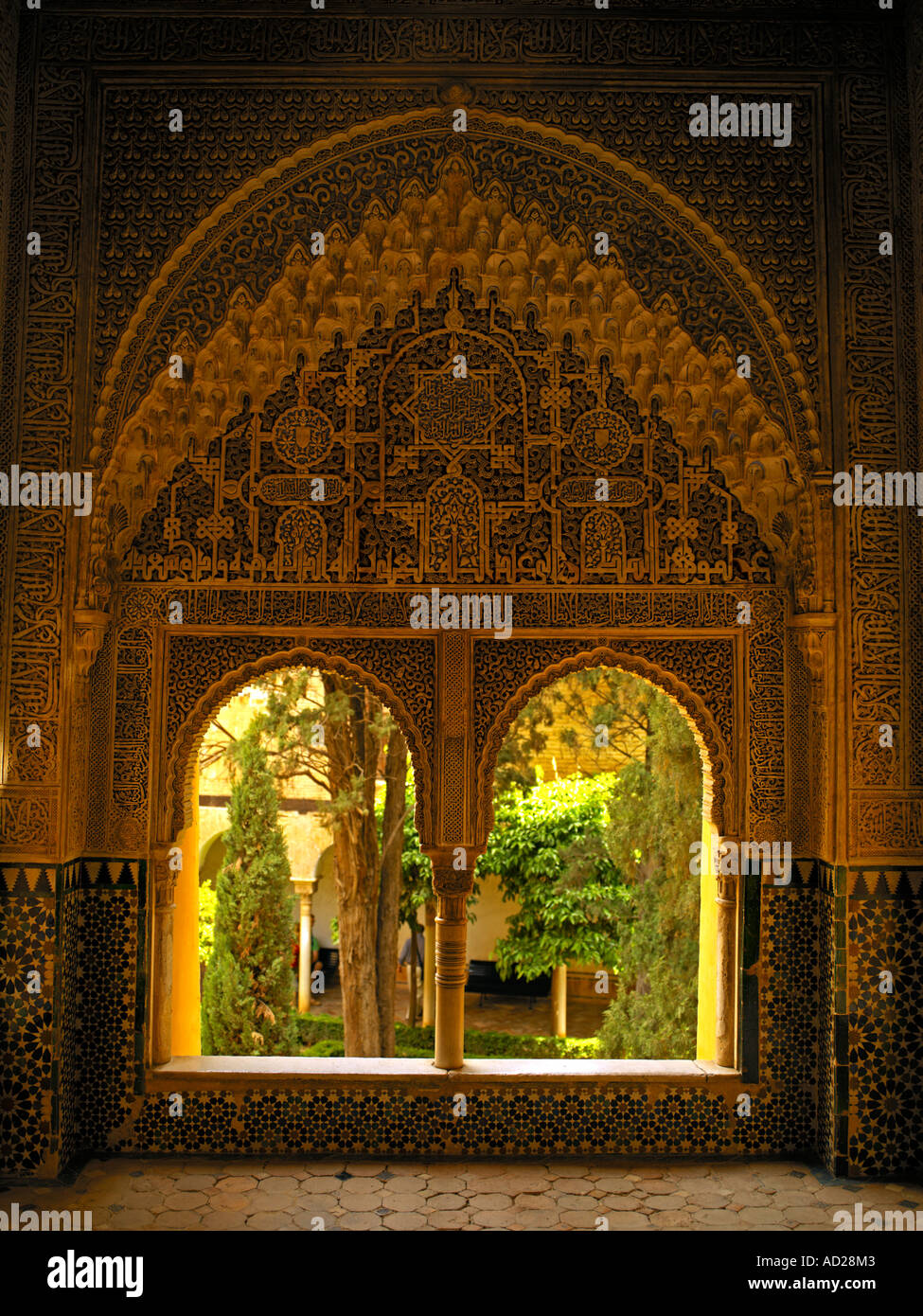Palace windows in the Alhambra Stock Photo - Alamy