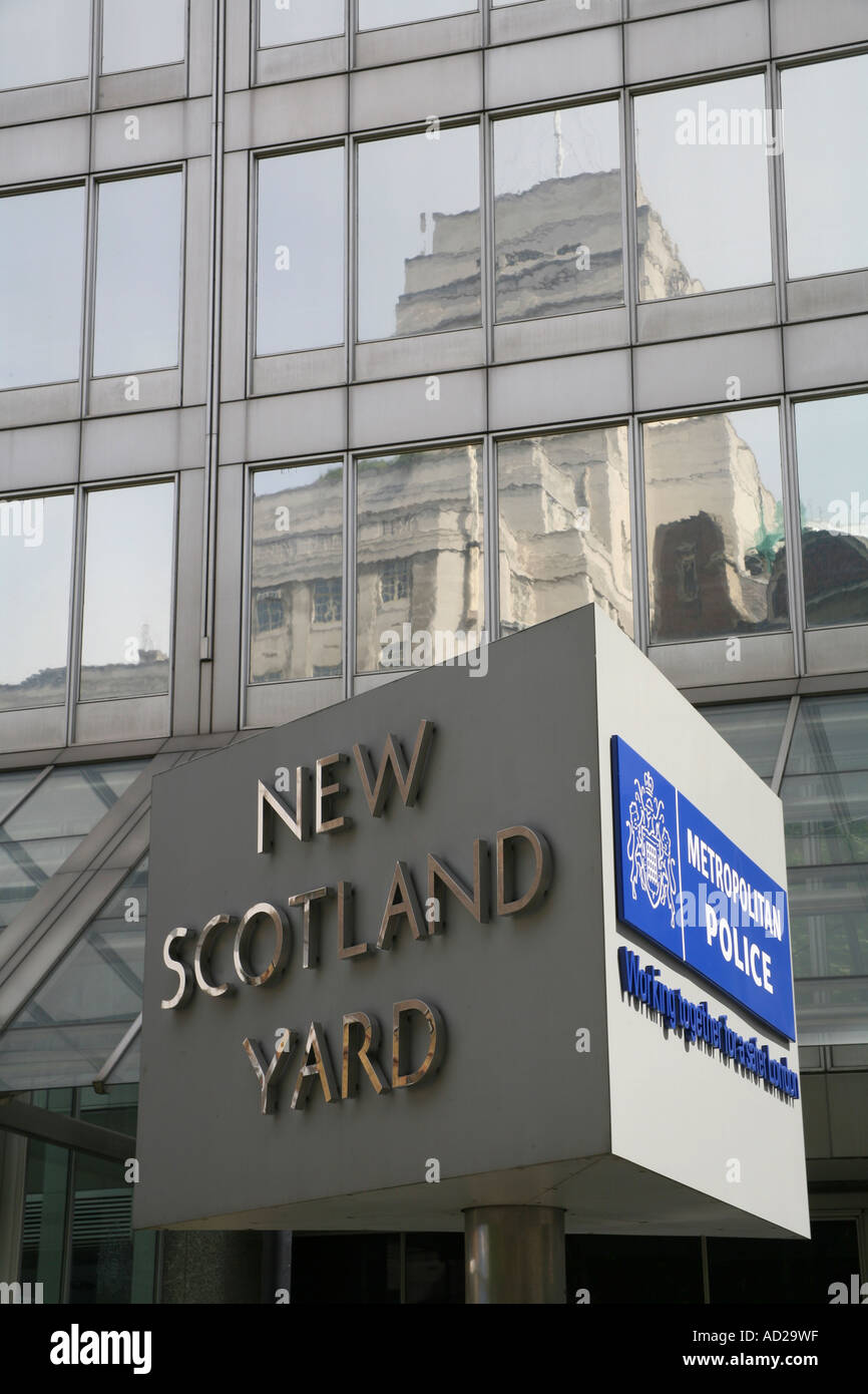 New scotland yard hi-res stock photography and images - Alamy
