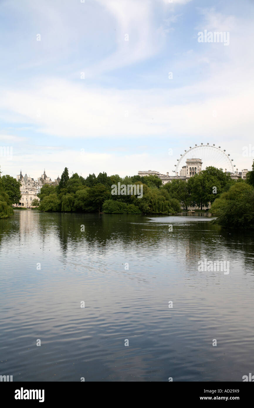 St James park near Buckingham Palace, London England Stock Photo - Alamy