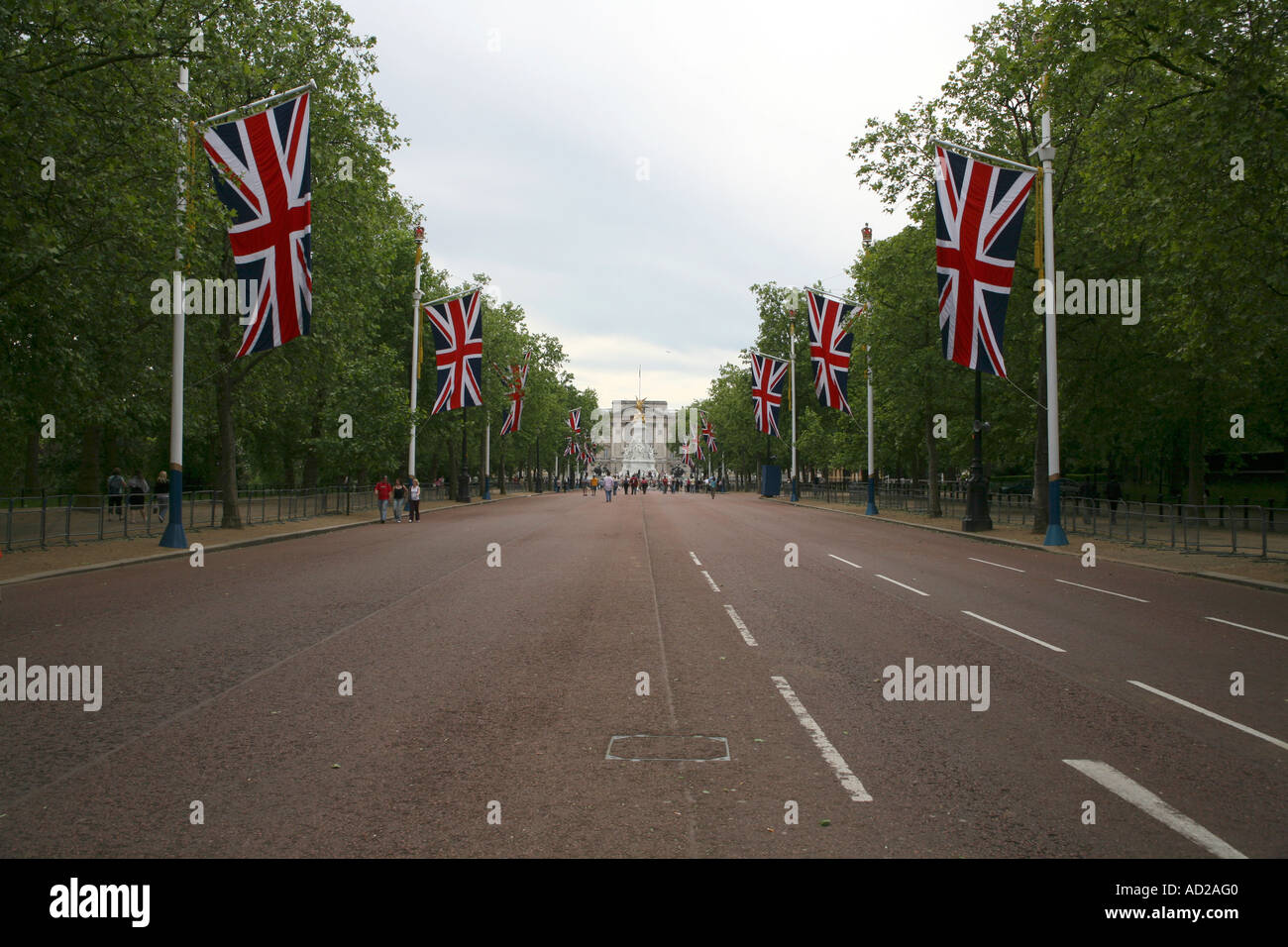 Flags the mall hi-res stock photography and images - Alamy