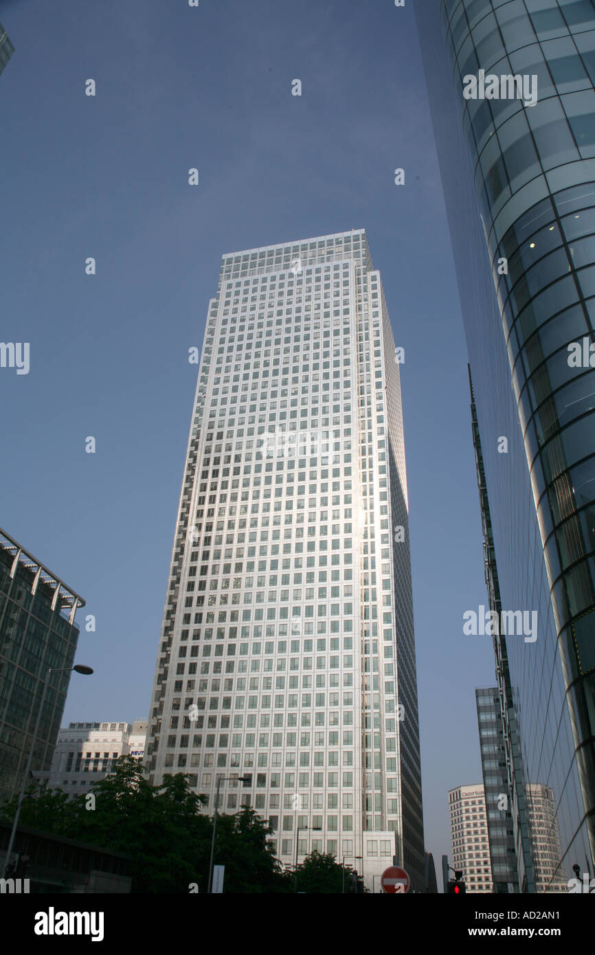 One Canada Square Tower at Canary Wharf, London England Stock Photo - Alamy