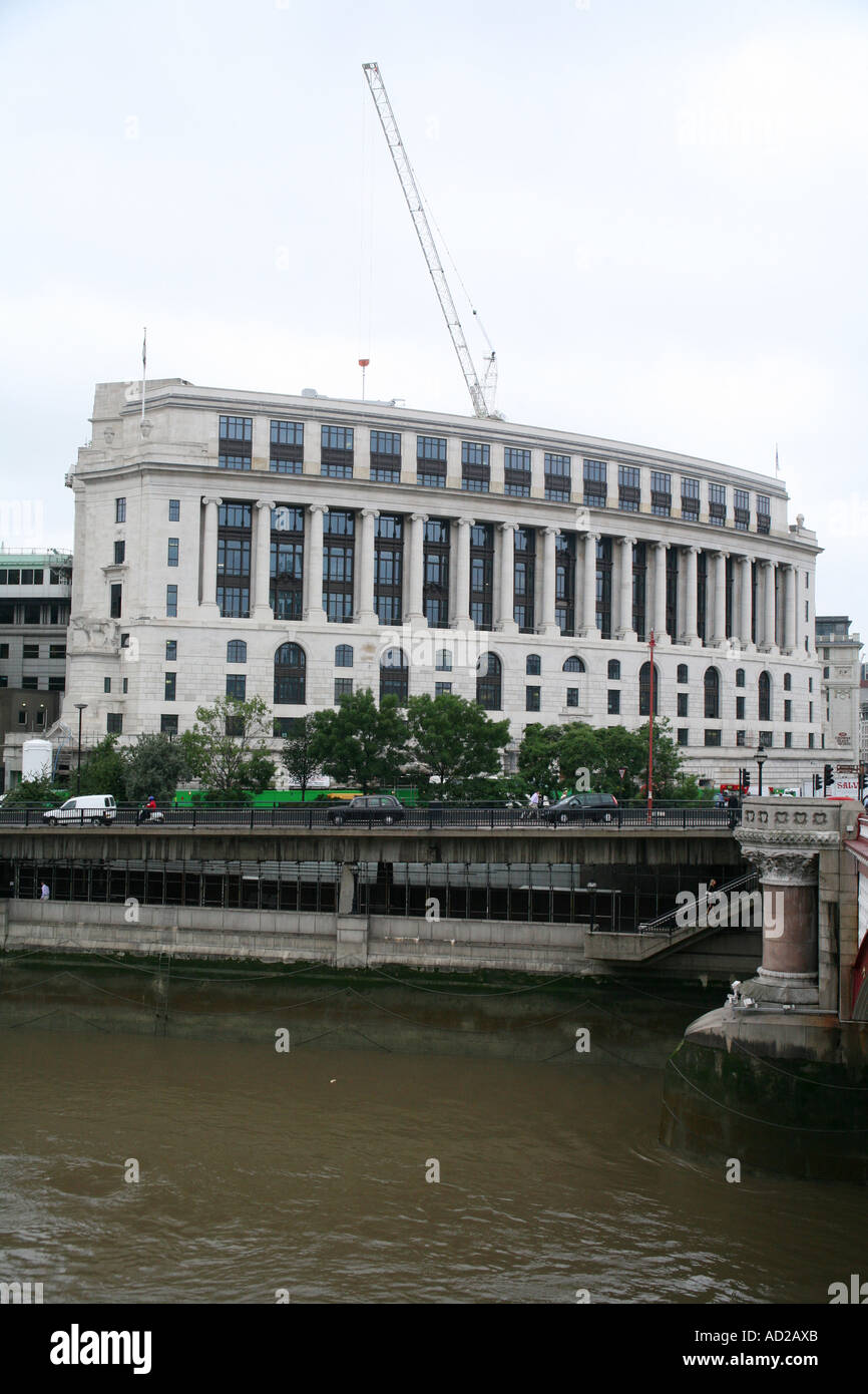 Unilever Building, London England Stock Photo - Alamy