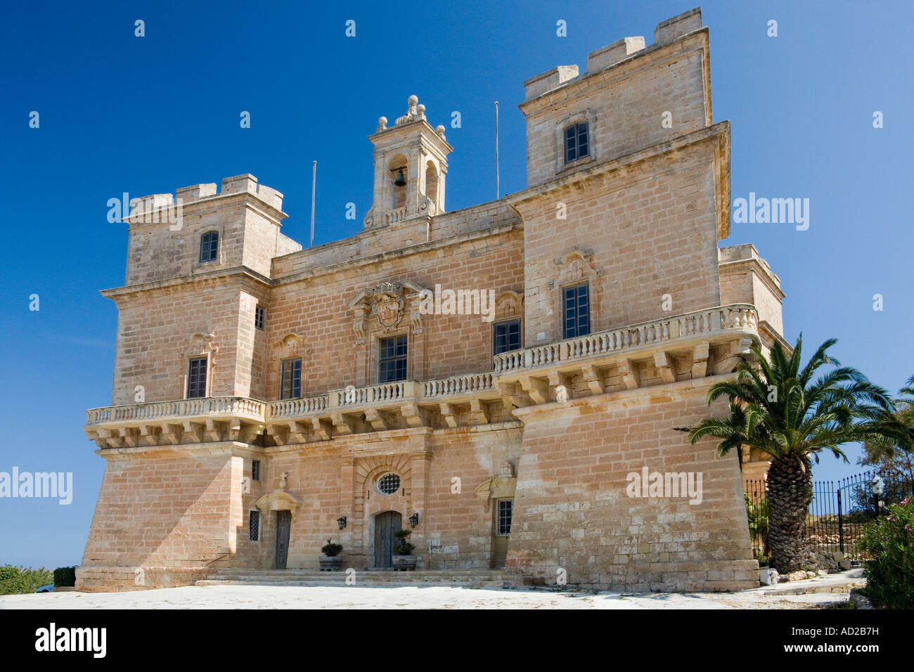 Eskalar Redoubt on Marfa Ridge on the island of Malta Stock Photo - Alamy