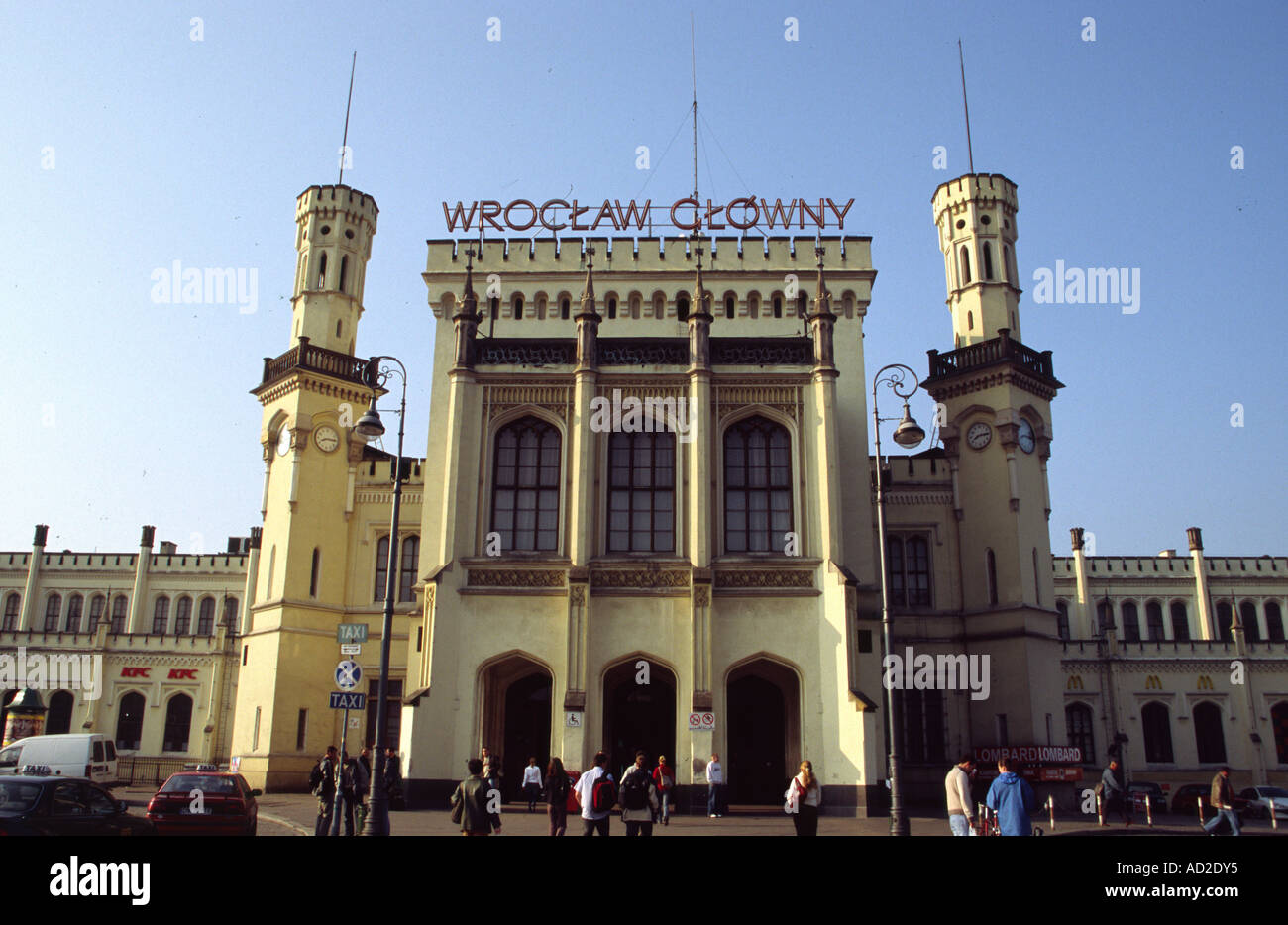 The main train station Wroclaw Glowny in Wroclaw, Poland Stock Photo - Alamy