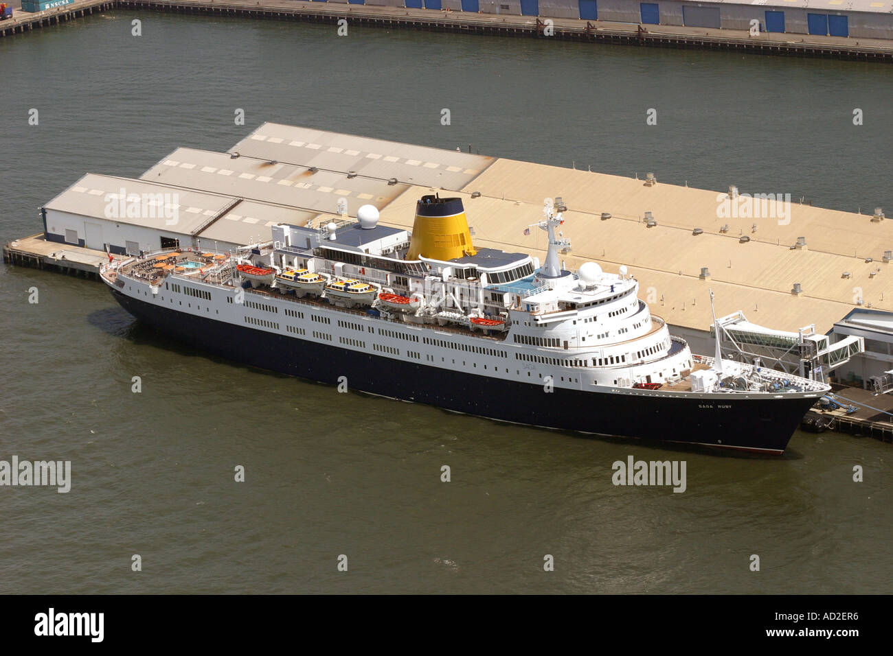 Aerial view of U.K.-based cruise ship Saga Ruby in port at at Brooklyn ...
