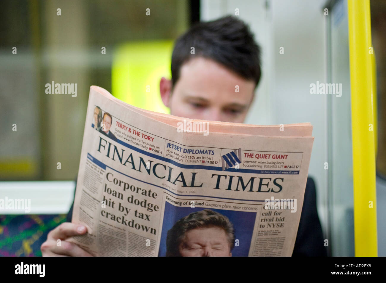 Financial times newspaper hi-res stock photography and images - Alamy