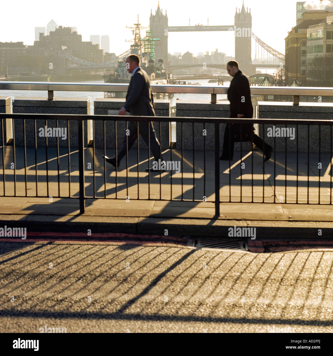 High speed walking office workers hi-res stock photography and images ...