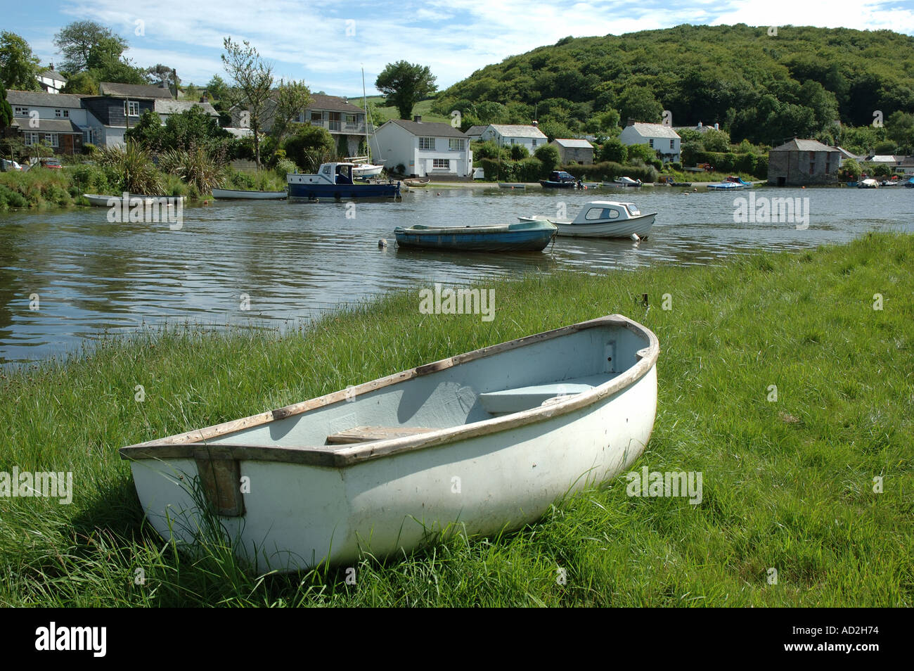 Lerryn cornwall hi-res stock photography and images - Alamy