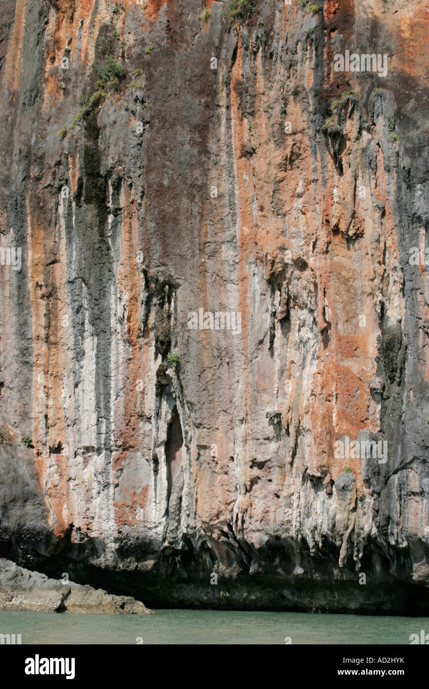 Limestone cliffs in andaman sea hi-res stock photography and images - Alamy