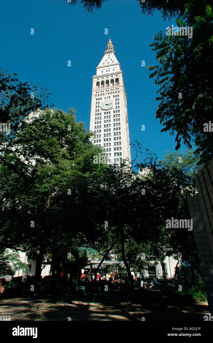 Metropolitan Life Insurance Building at Madison Square Park Stock Photo ...