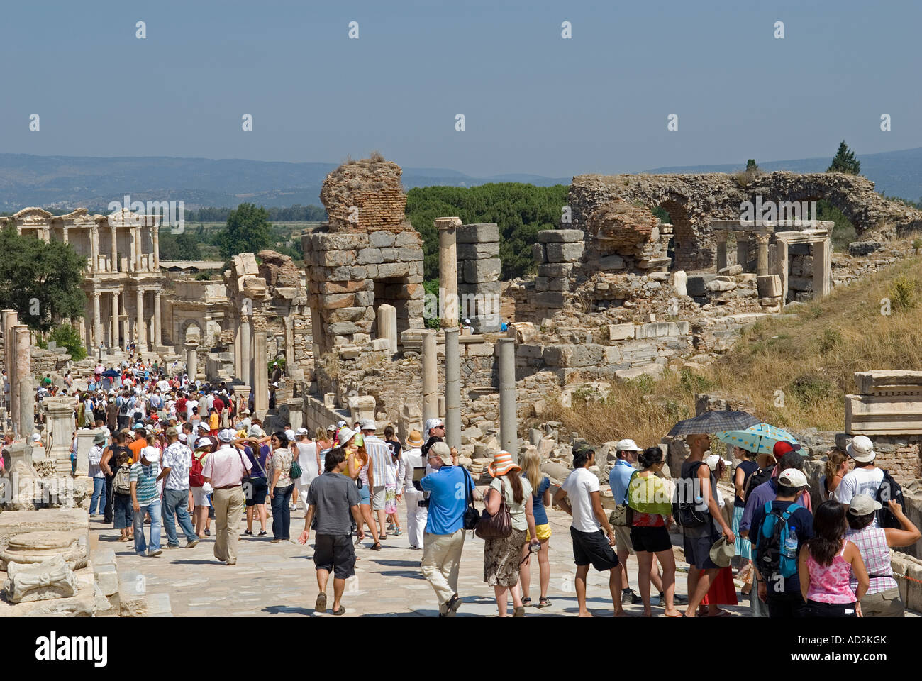 Tourists visiting the Ancient City of Ephesus, Selcuk, Turkey Stock ...