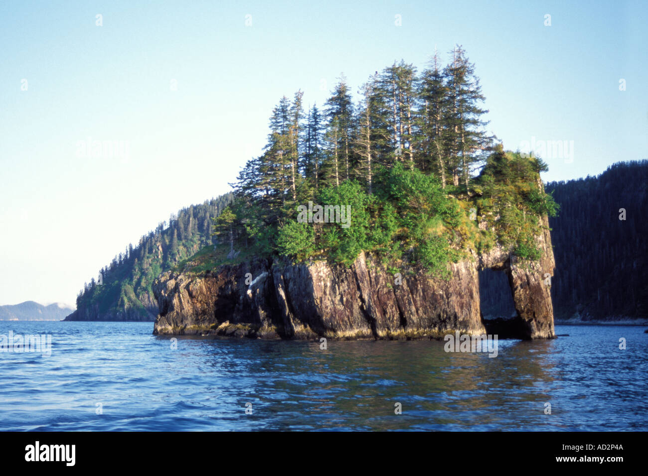 Sea stack kenai fjords hi-res stock photography and images - Alamy