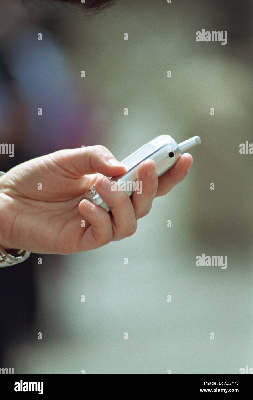 detail of hand dialling number on mobile phone Stock Photo - Alamy