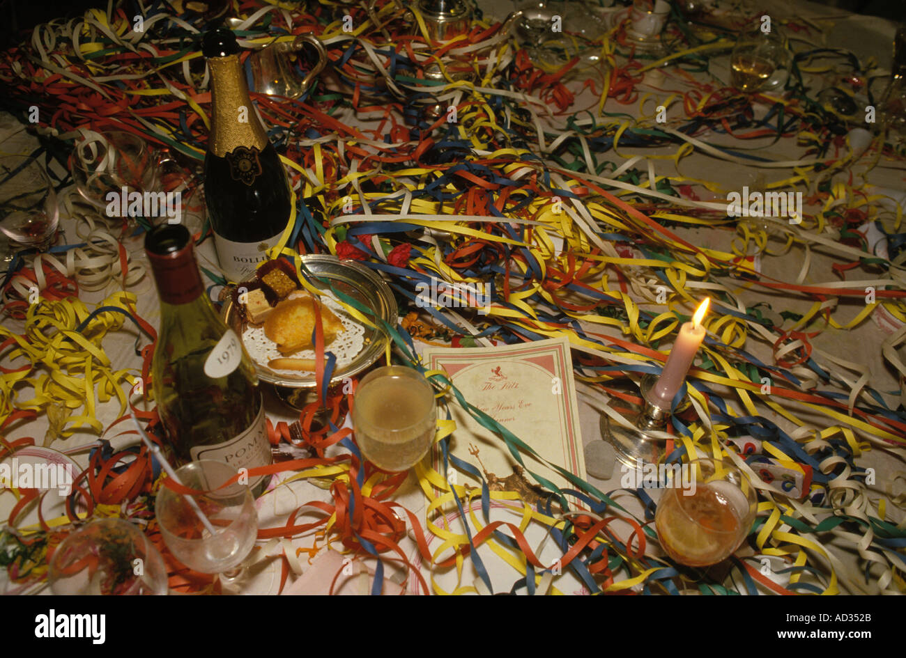 1980 couple party hi-res stock photography and images - Alamy