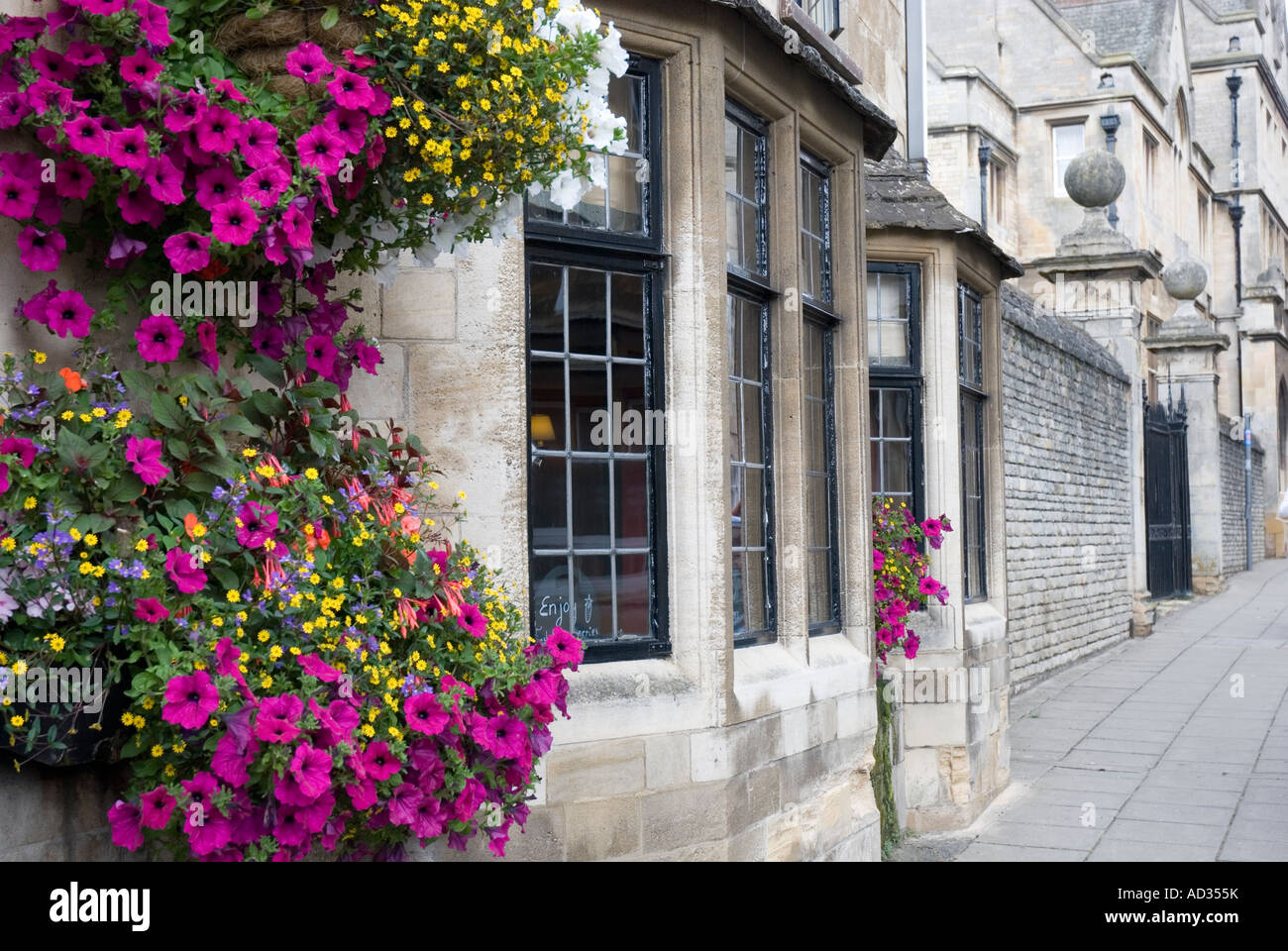 The Talbot Hotel , Oundle , England , UK Stock Photo - Alamy