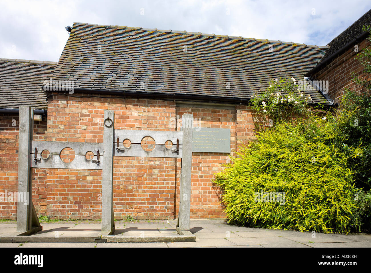 Replica medieval stocks at the Bosworth Battlefield visitor centre ...