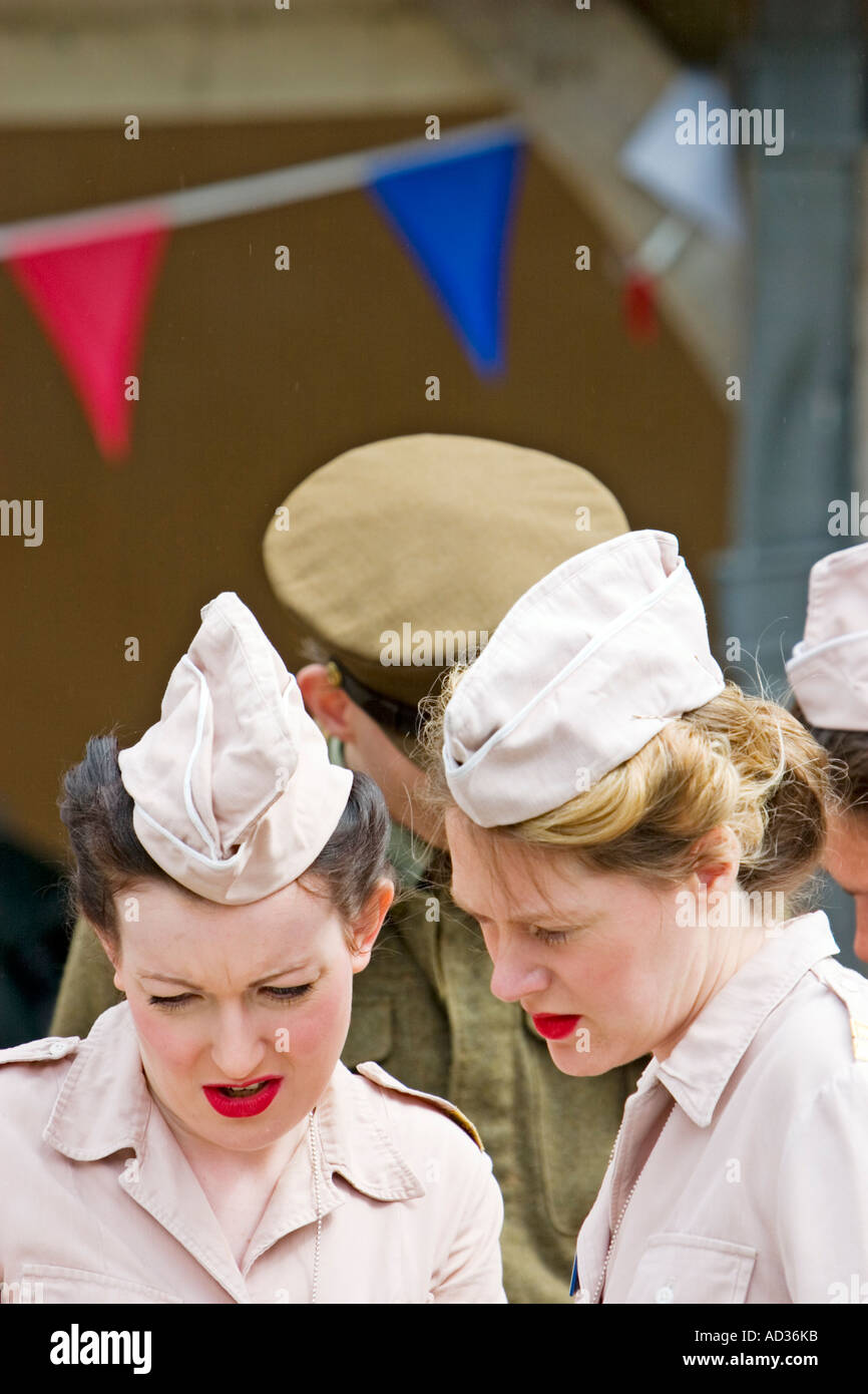 Waaf uniform hi-res stock photography and images - Alamy