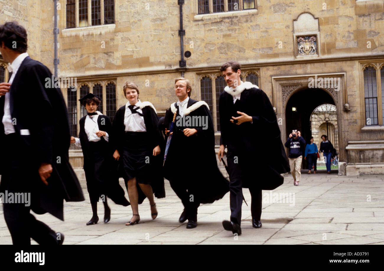 Oxford cap gown hi-res stock photography and images - Alamy