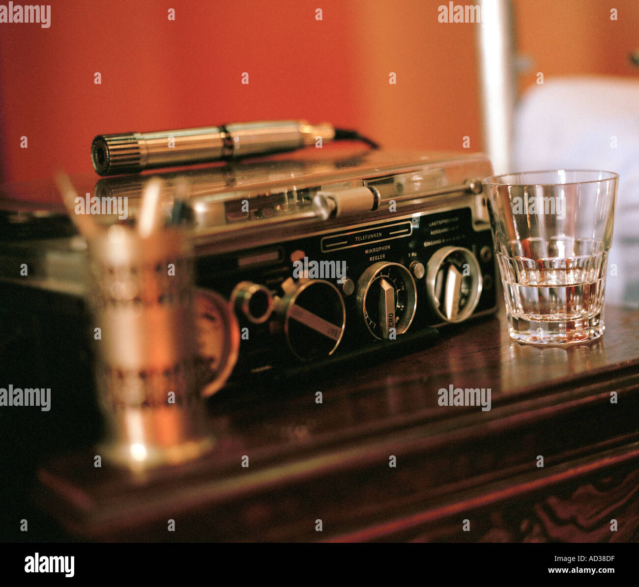 Tape recorder microphone hi-res stock photography and images - Alamy