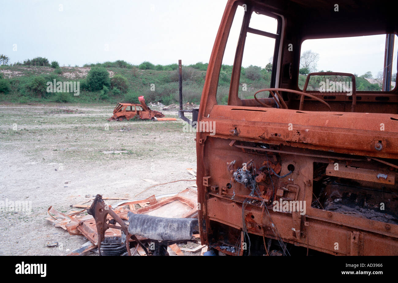 Abandoned burnt out truck wreck Stock Photo - Alamy
