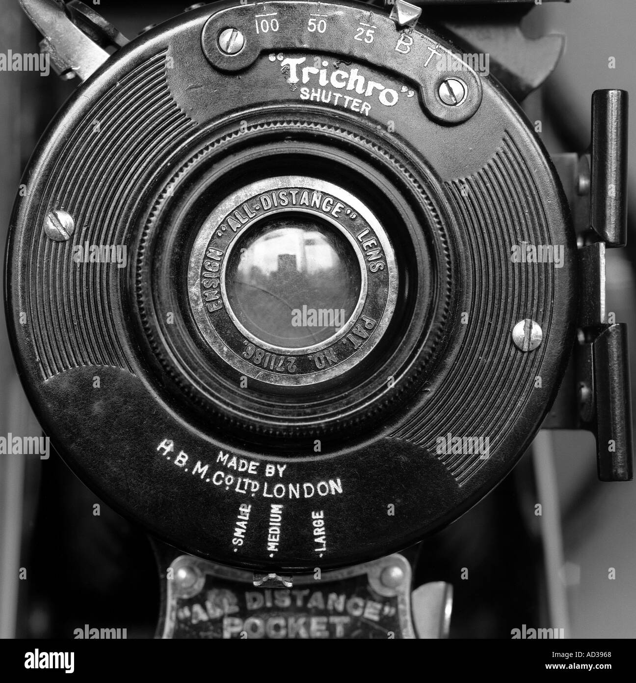 All distance pocket ensign hi-res stock photography and images - Alamy