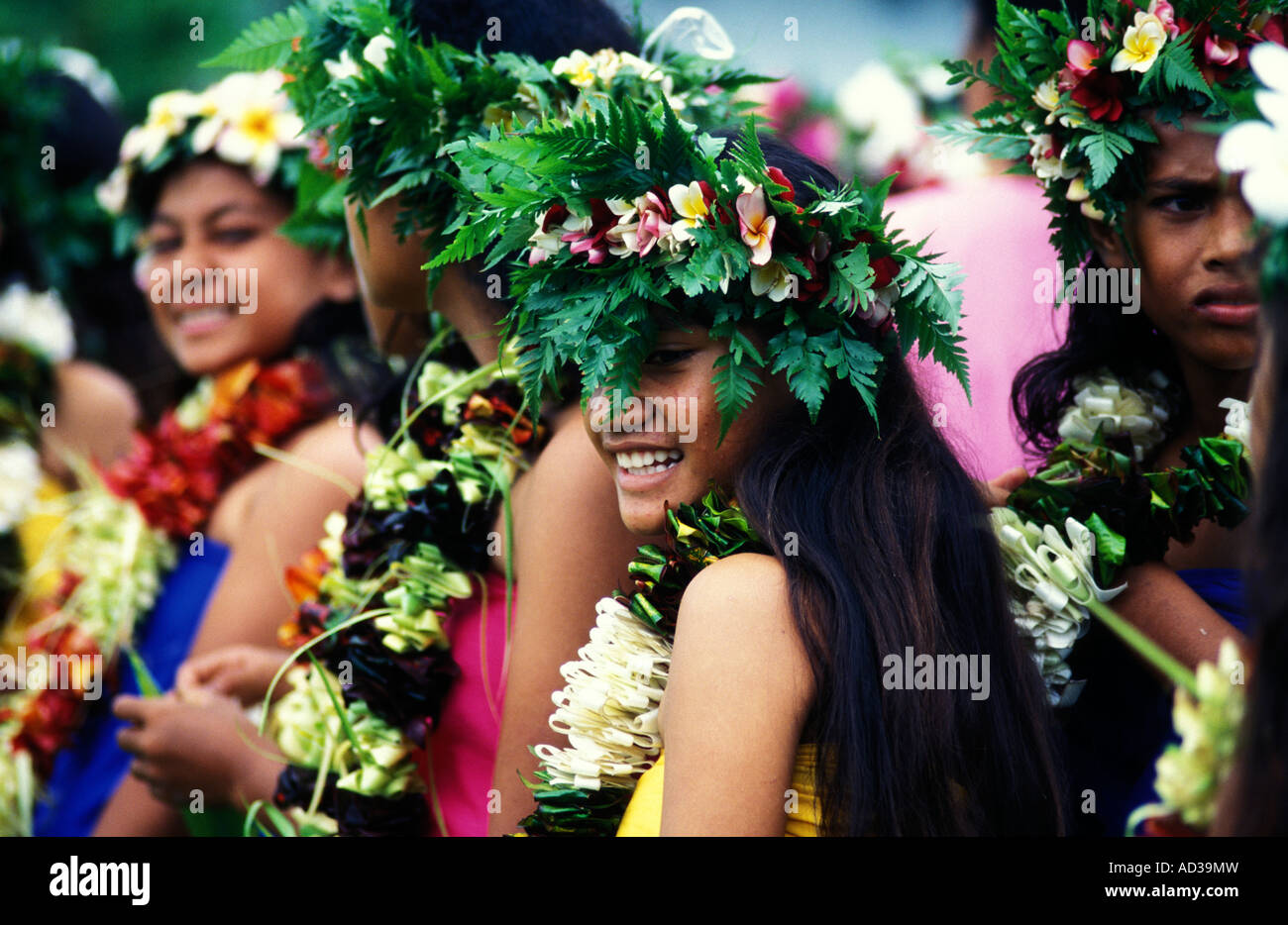 girls in ceremonial dance, rotuma, fiji Stock Photo - Alamy